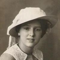 Edith Young Obituary | Keeper Memorials