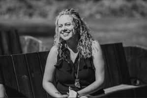 Jennifer Isaacs Obituary | Afterall