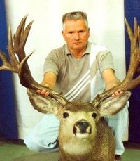 Raymond Cross Obituary | Afterall